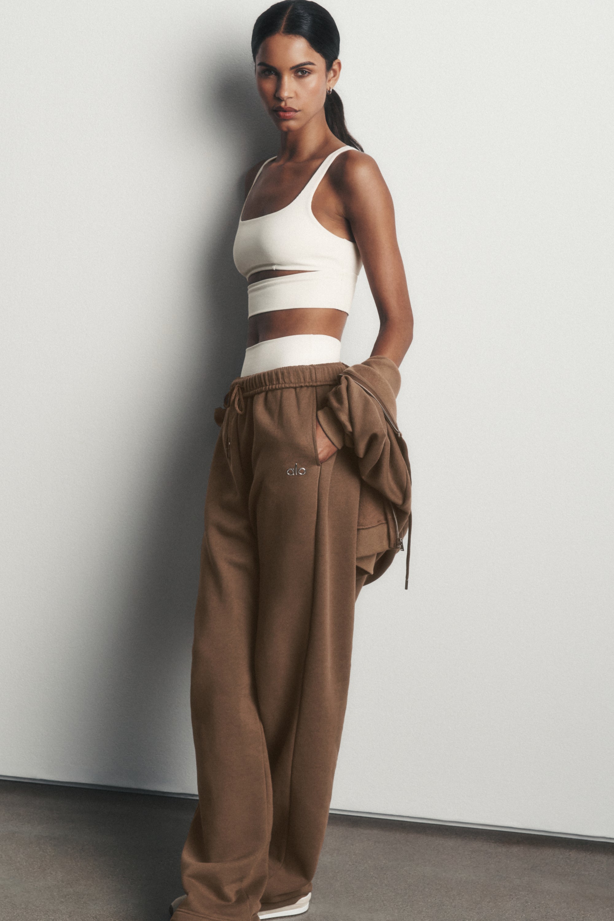 ALO ALO Accolade Straight Leg Sweatpant